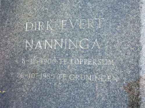 Gezinskaart van Dirk Evert Nanninga (1905-1985) – Greets genealogie